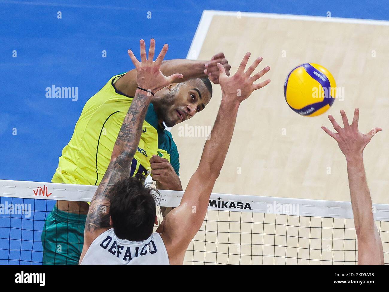 Pasay City, Philippines. 20th June, 2024. Ricardo Lucarelli Souza (Top ...