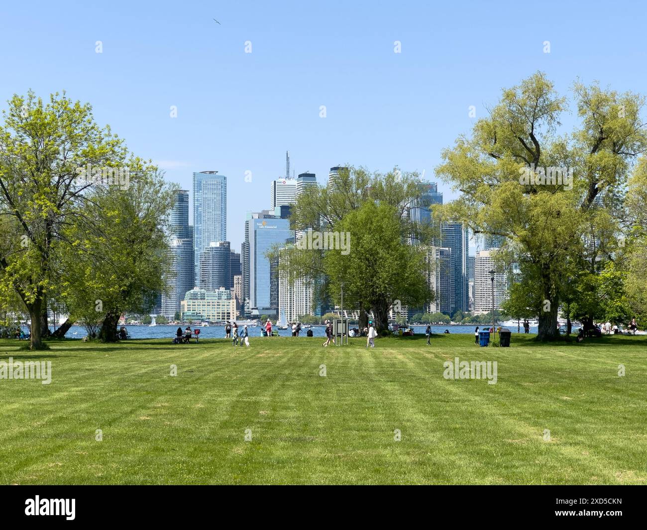 Toronto island park hi-res stock photography and images - Alamy