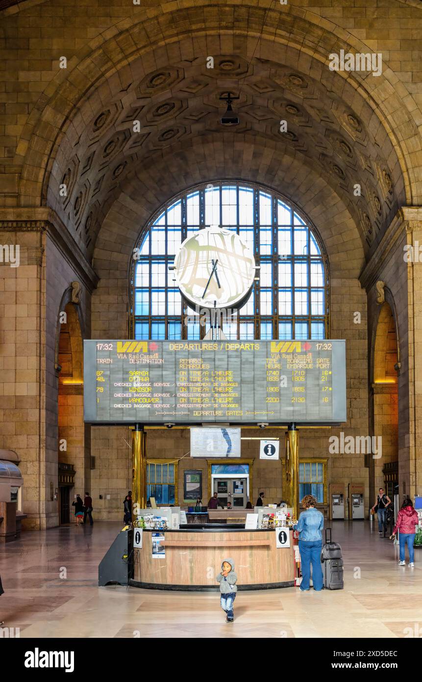 The Great Hall of Toronto Union Station, Ontario, Canada Stock Photo ...