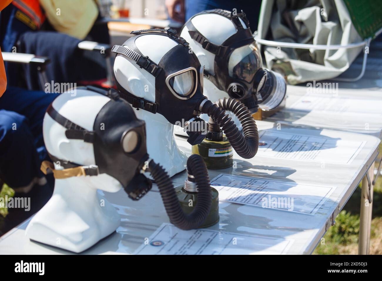 Gas masks hi-res stock photography and images - Alamy