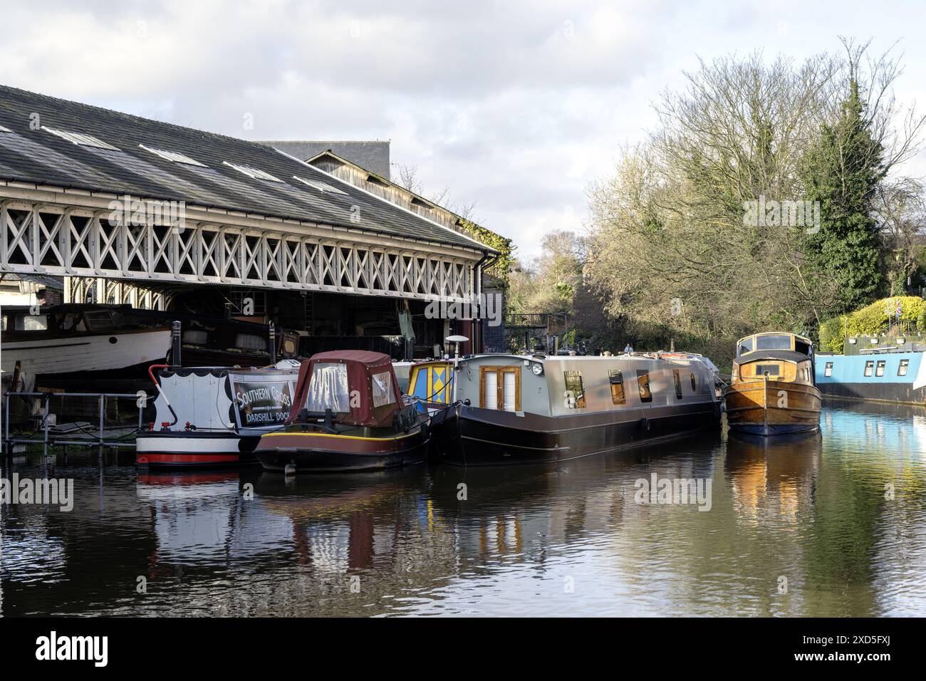Taylor's Boatyard Shropshire Union Canal, Upper Cambrian Road, Chester ...