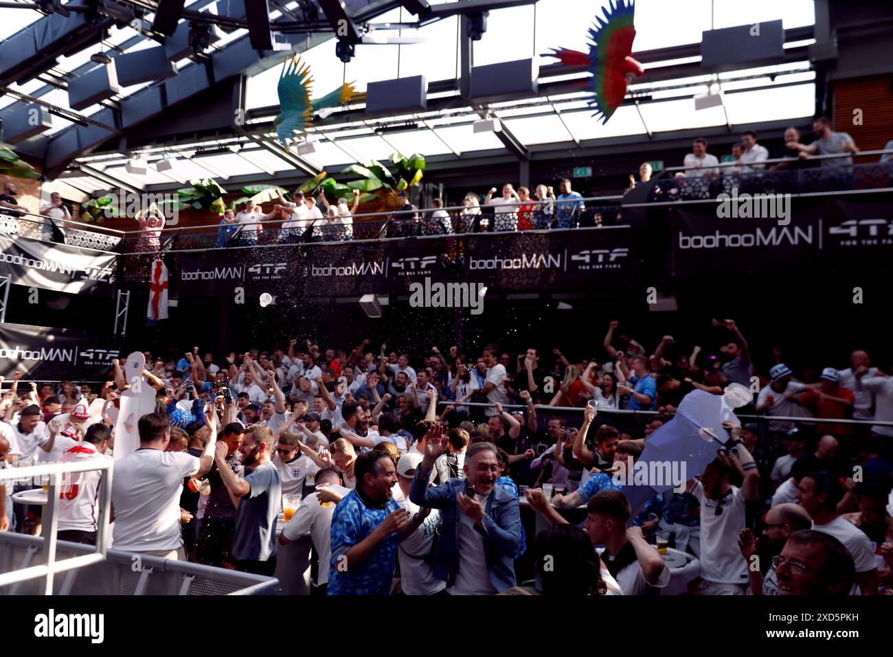 England fans celebrate their first goal at the 4theFans Greenwich Fan ...