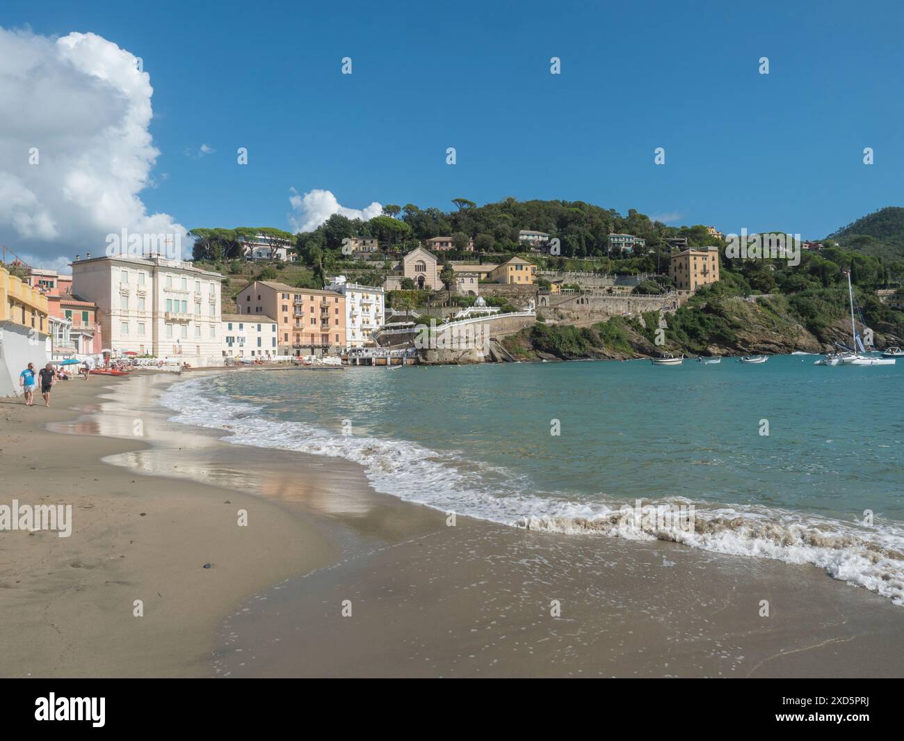 Spiaggia di portobello hi-res stock photography and images - Alamy