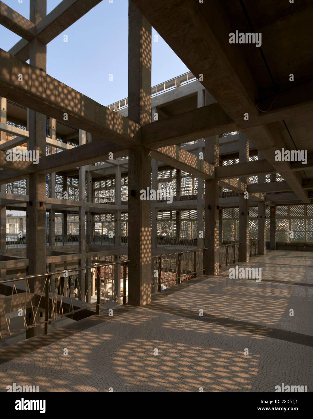 Corridors inclosing central courtyard. Third Space, Udaipur, India ...