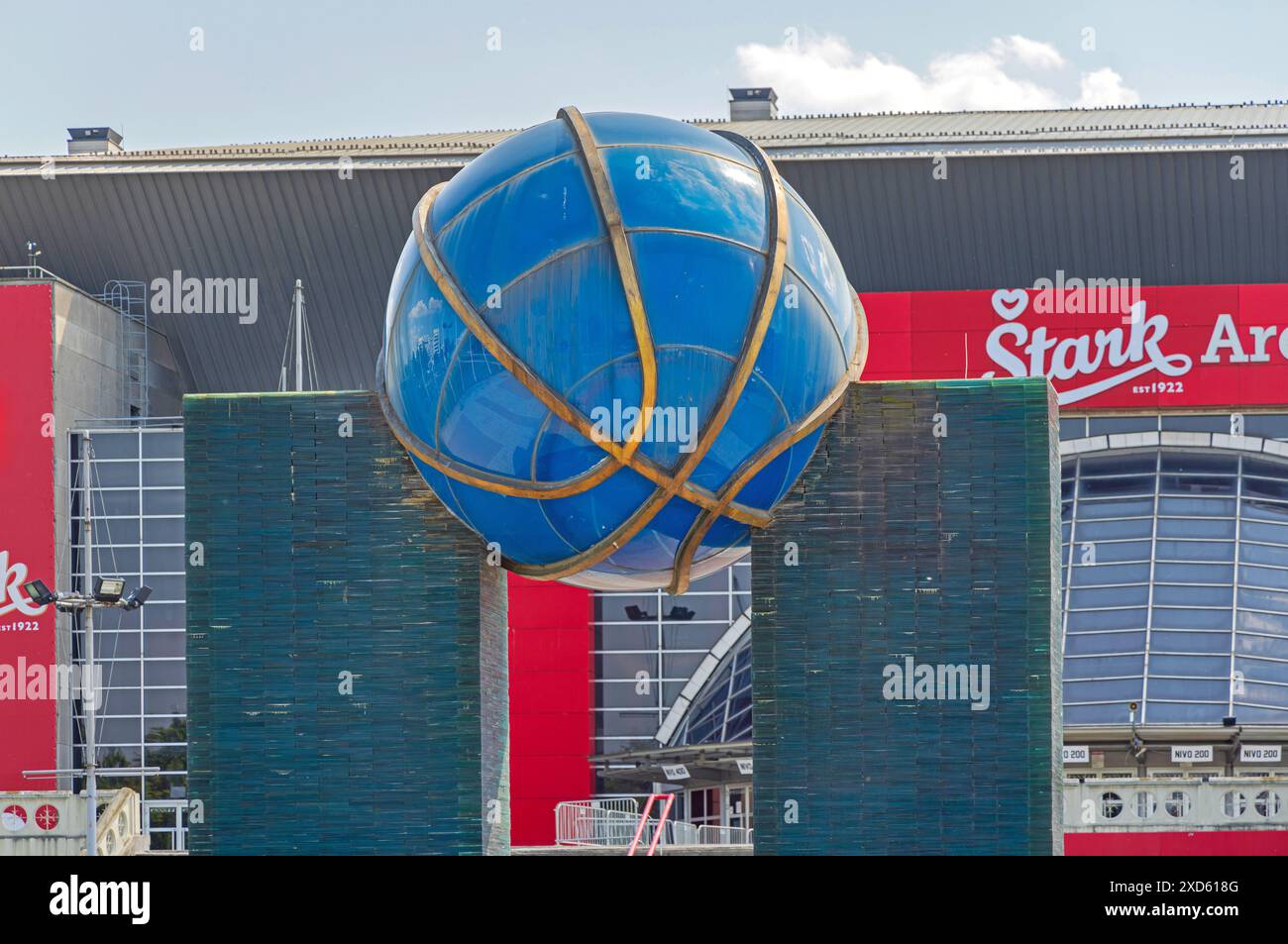 Stark arena building hi-res stock photography and images - Alamy