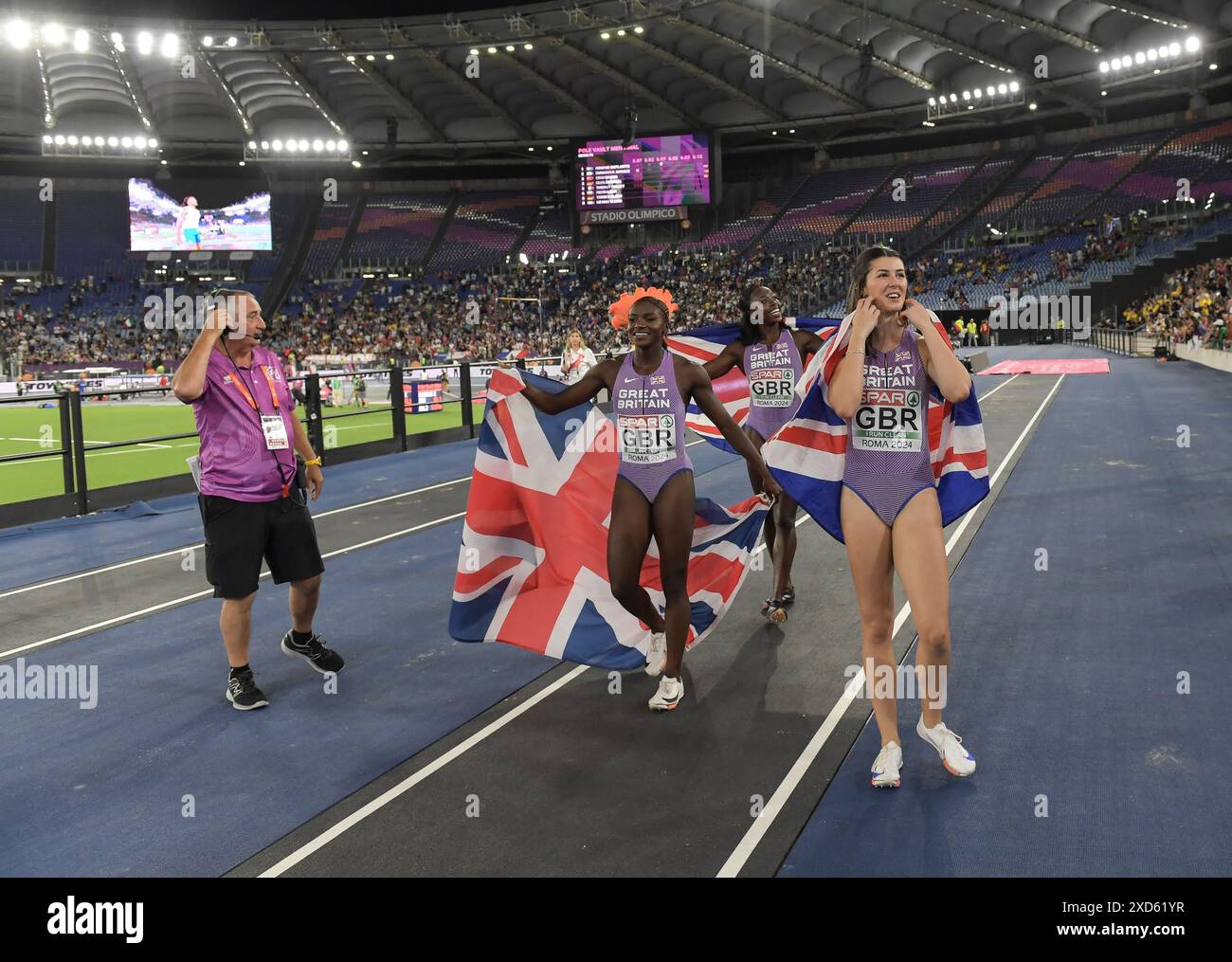 Amy Hunt, Desiree Henry and Dina Asher-Smith of Great Britain celebrate ...