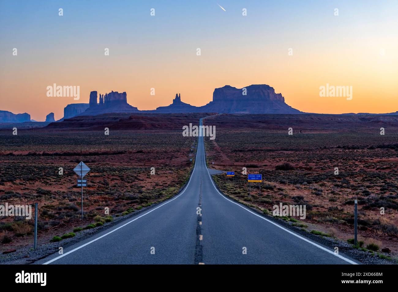 Forrest Gump Point at sunset; Monument Valley; Utah; USA Stock Photo ...