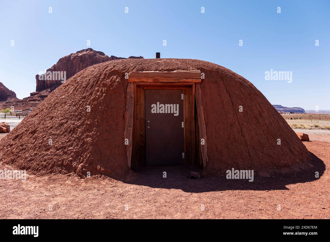 Traditional Navajo hogan; house; Monument Valley; Utah; USA Stock Photo - Alamy