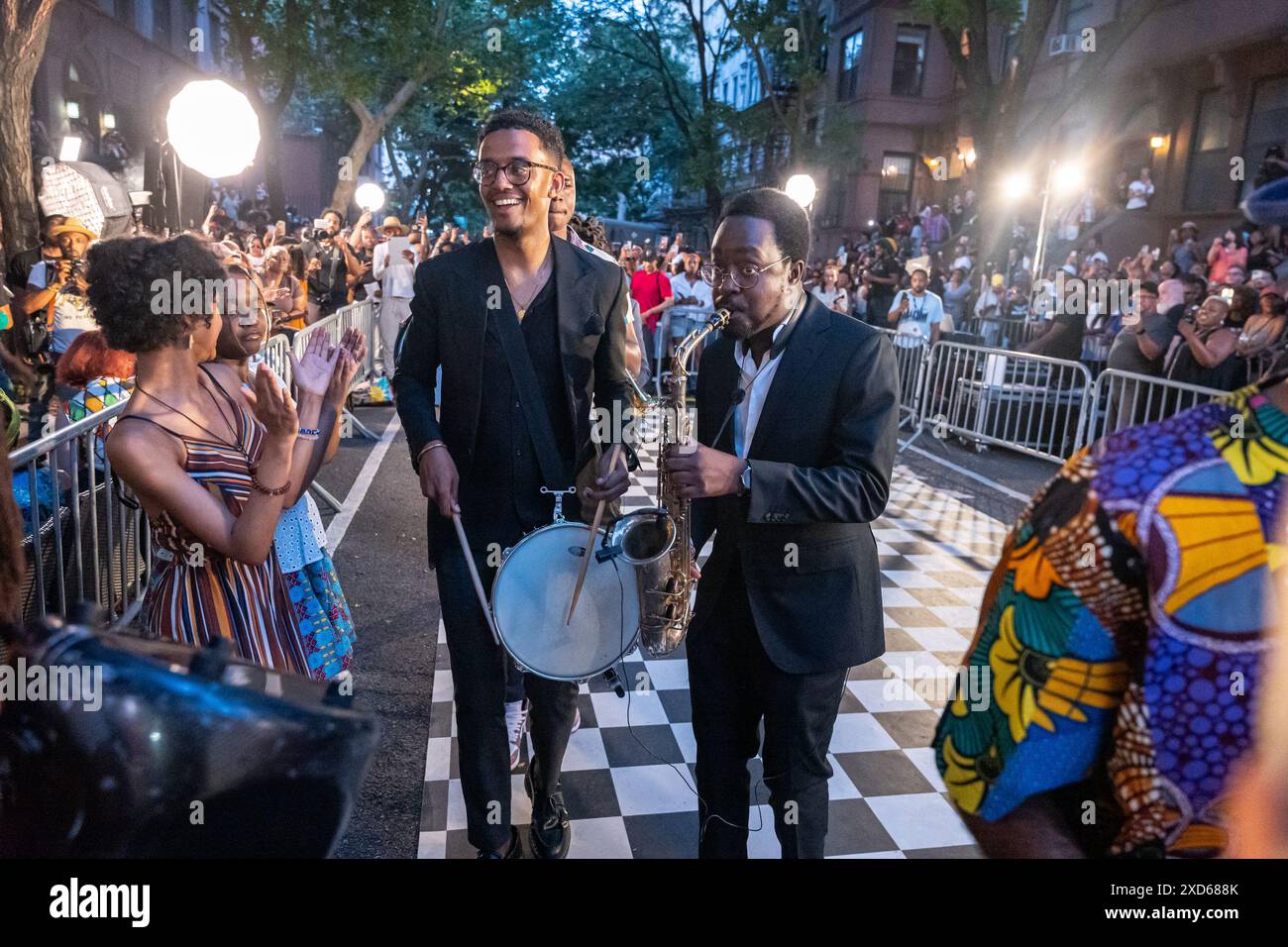 Marching band dancers during hi-res stock photography and images - Alamy