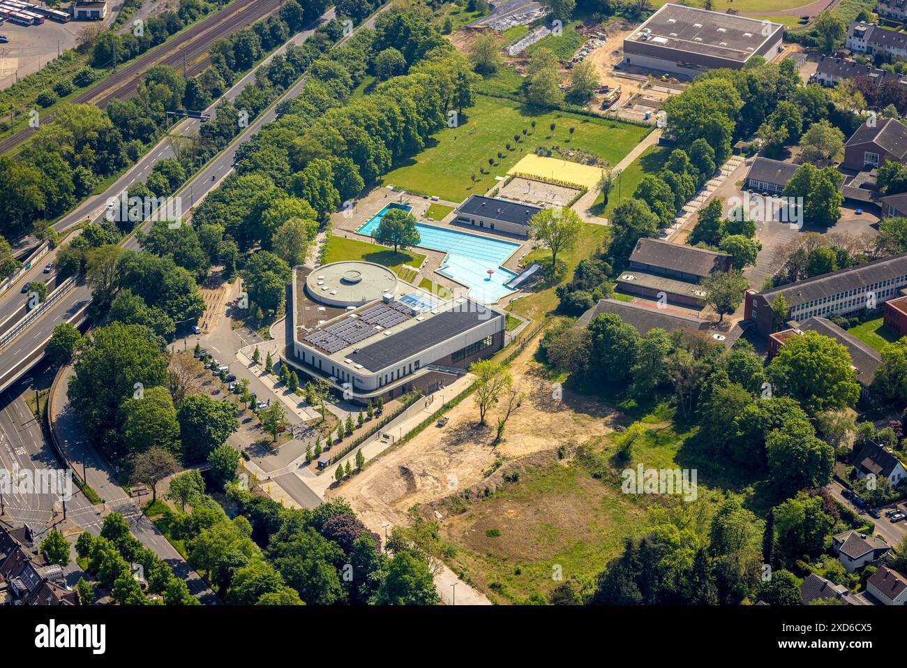 Benrath open air swimming pool and bathhouse hi-res stock photography ...