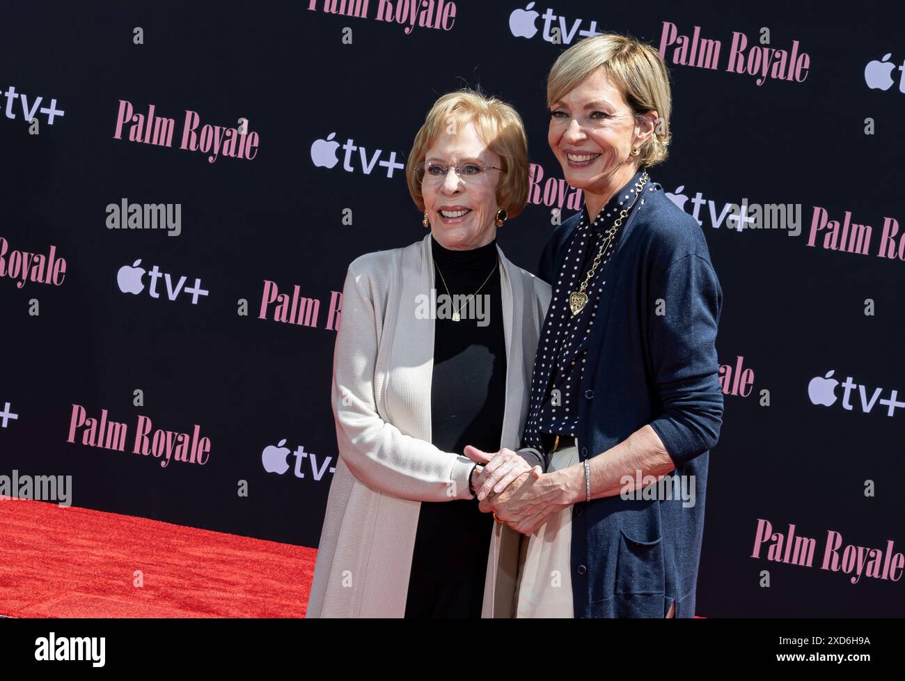 Hollywood, USA. 20th June, 2024. Carol Burnett and Allison Janney ...