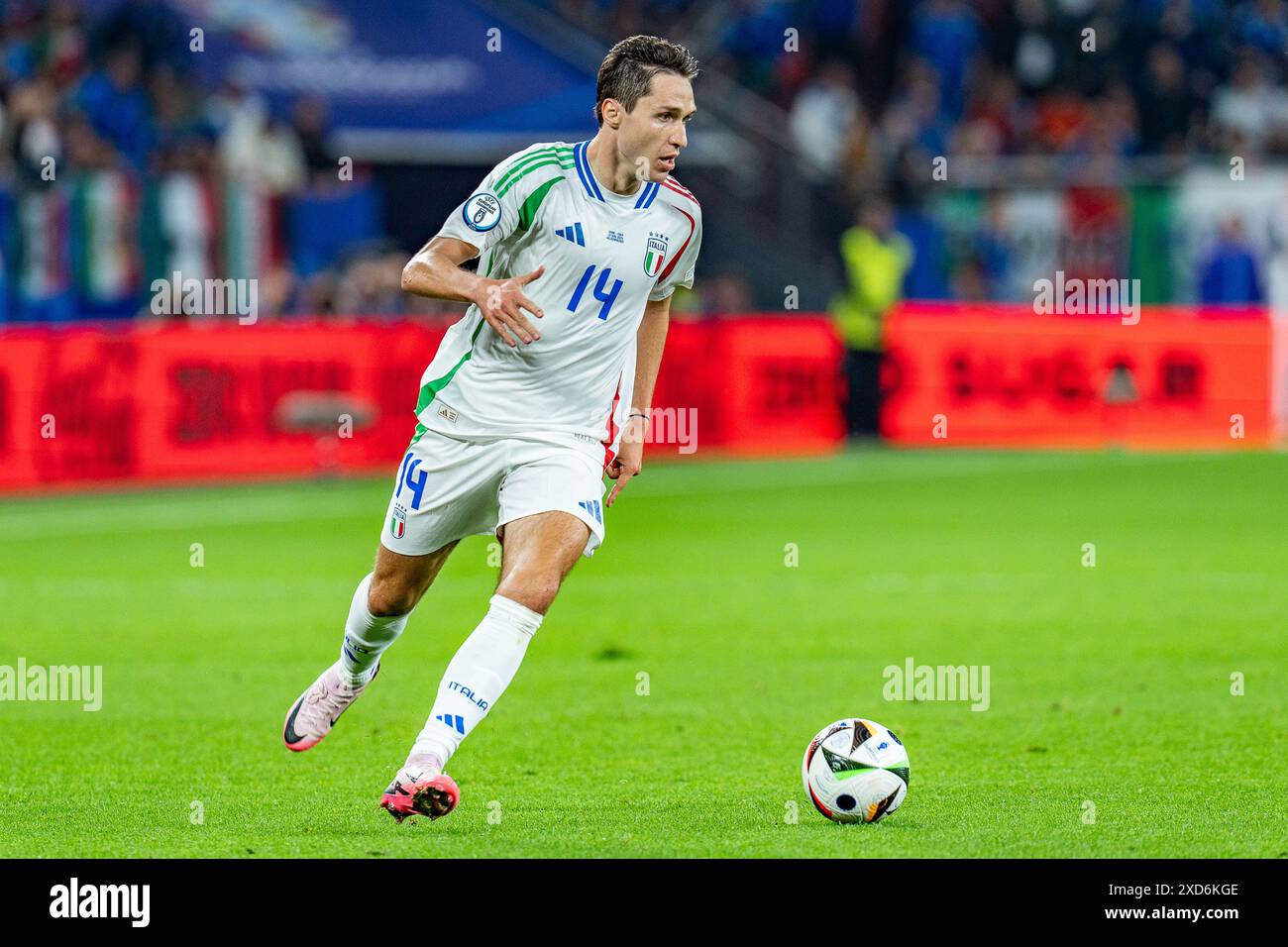 Federico Chiesa (Italien, #14) Spanien vs. Italien, Herren, Fussball, 2 ...