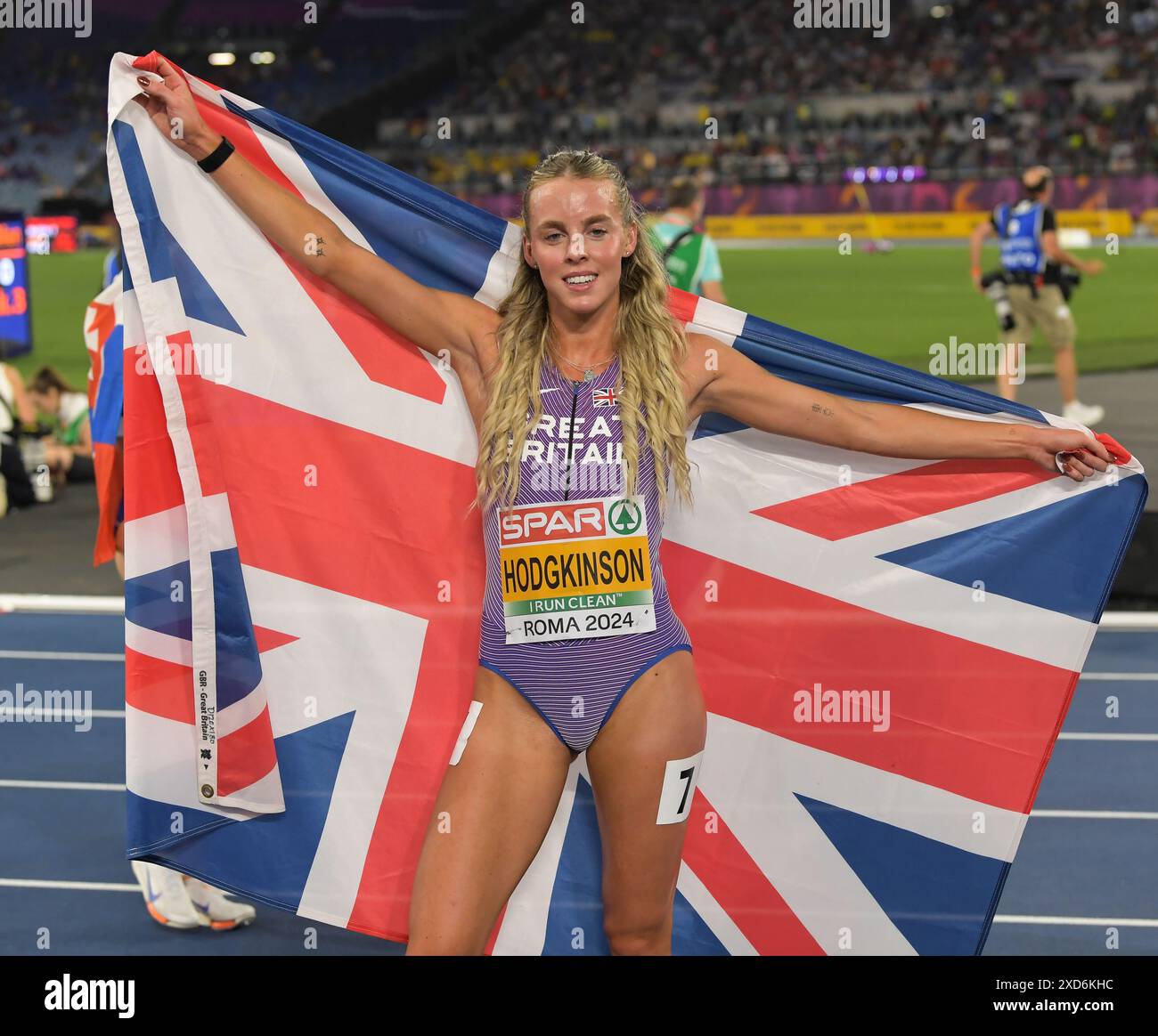 Keely Hodgkinson of Great Britain celebrate’s her win in the women’s ...