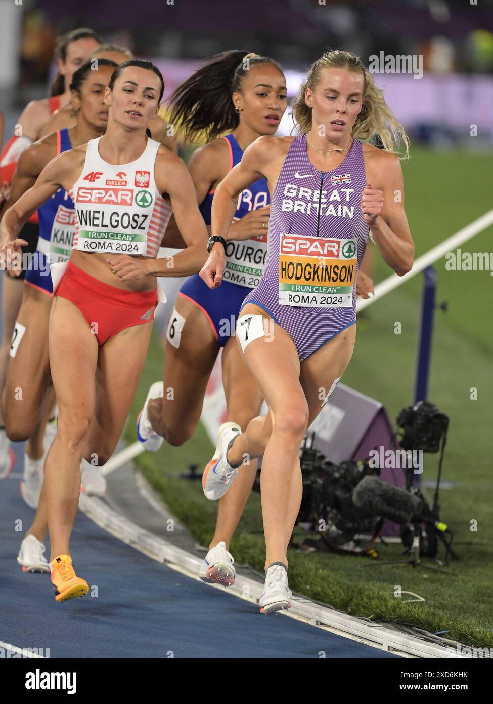 Keely Hodgkinson of Great Britain competing in the women’s 800m final ...