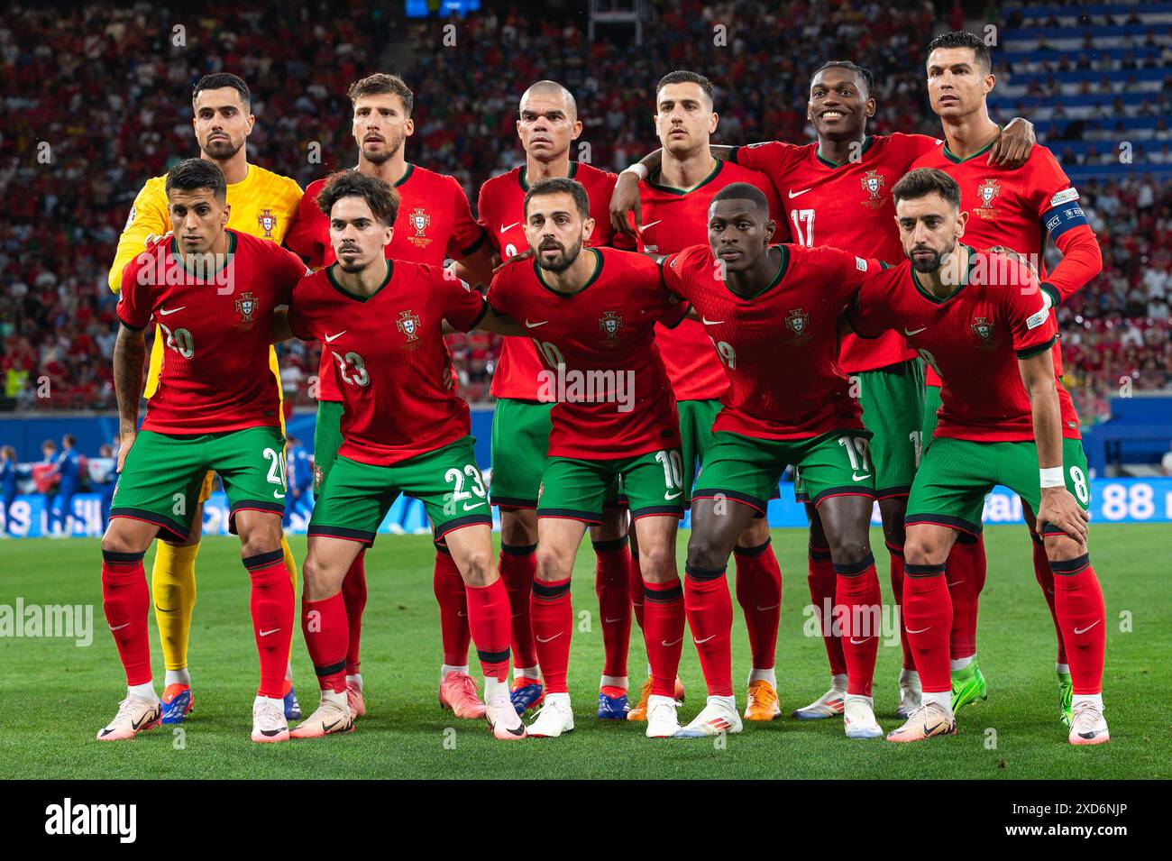 Portugal national football team hi-res stock photography and images - Alamy