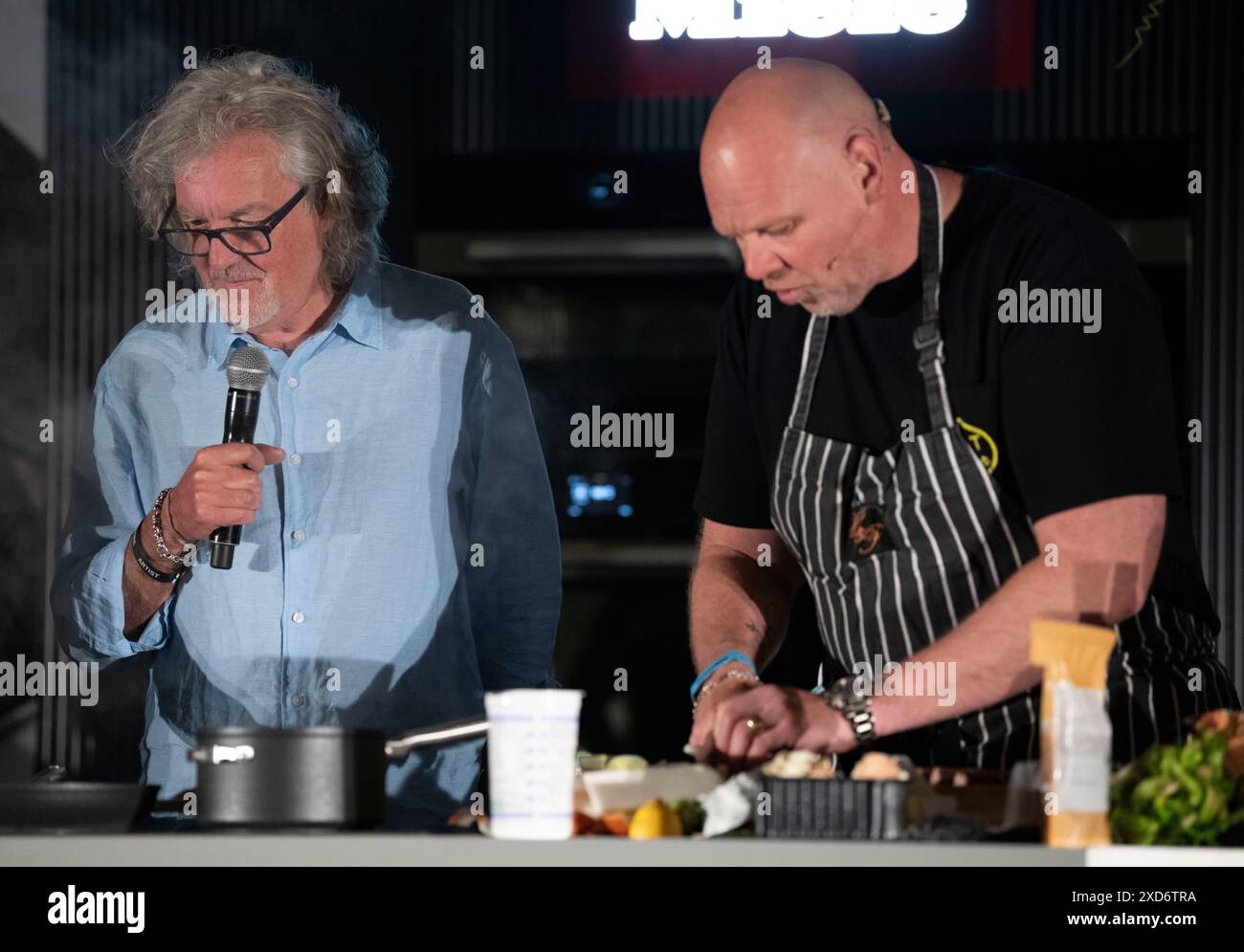 James May and Tom Kerridge mystory cooking bag at Tom Kerridges pub in ...