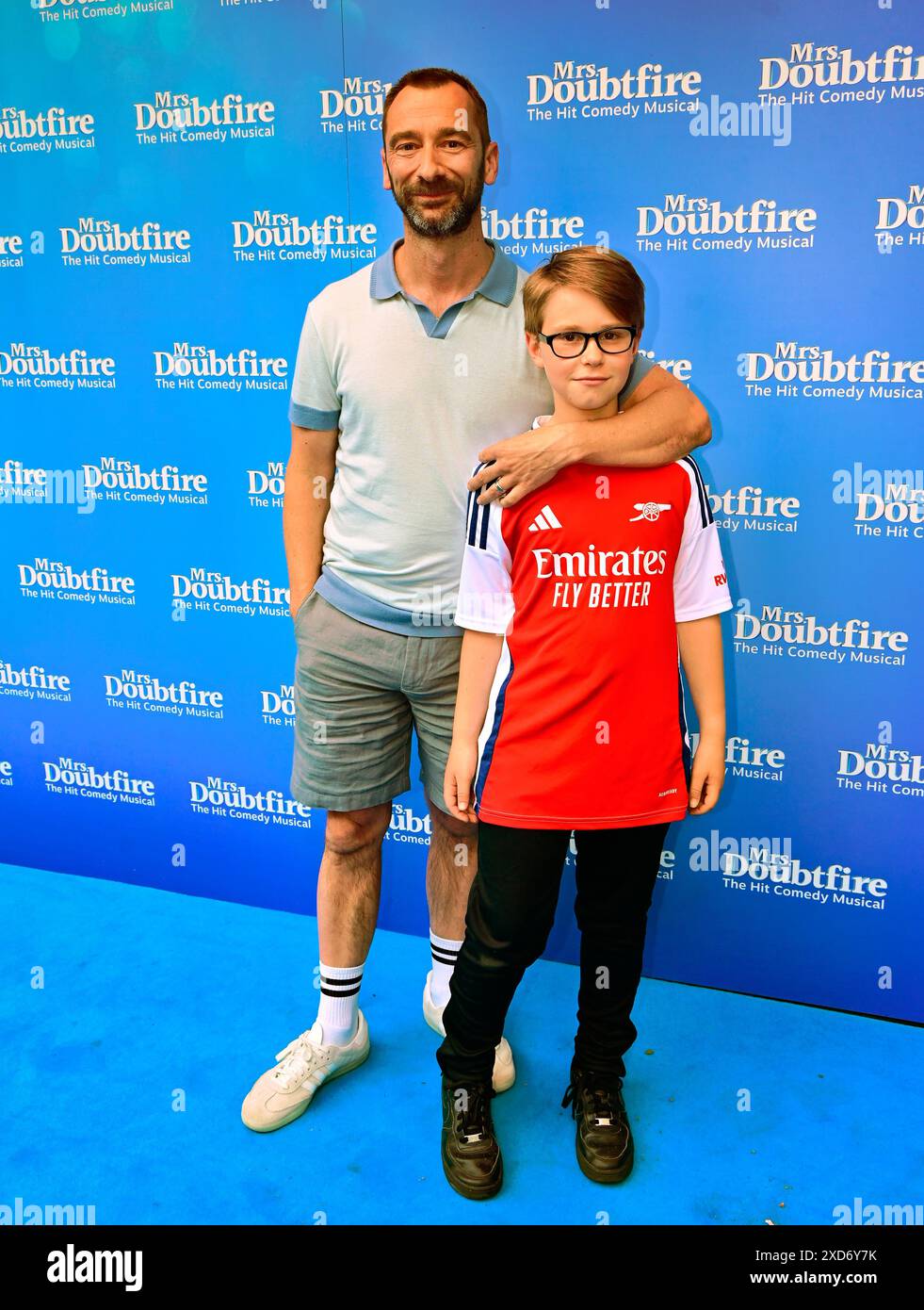 Amy cave hi-res stock photography and images - Alamy