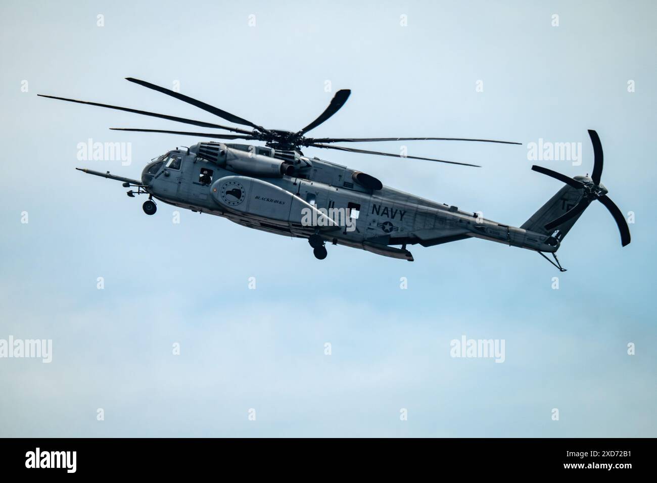 Us navy ch 53 hi-res stock photography and images - Alamy