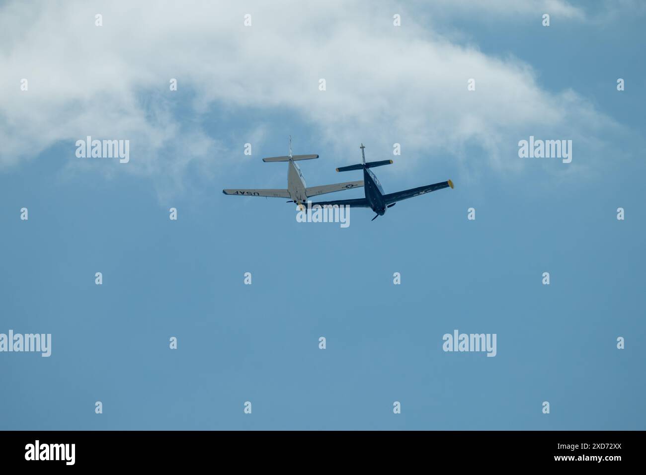 Performing US Navy Fighter Planes Flying in Formation Stock Photo - Alamy