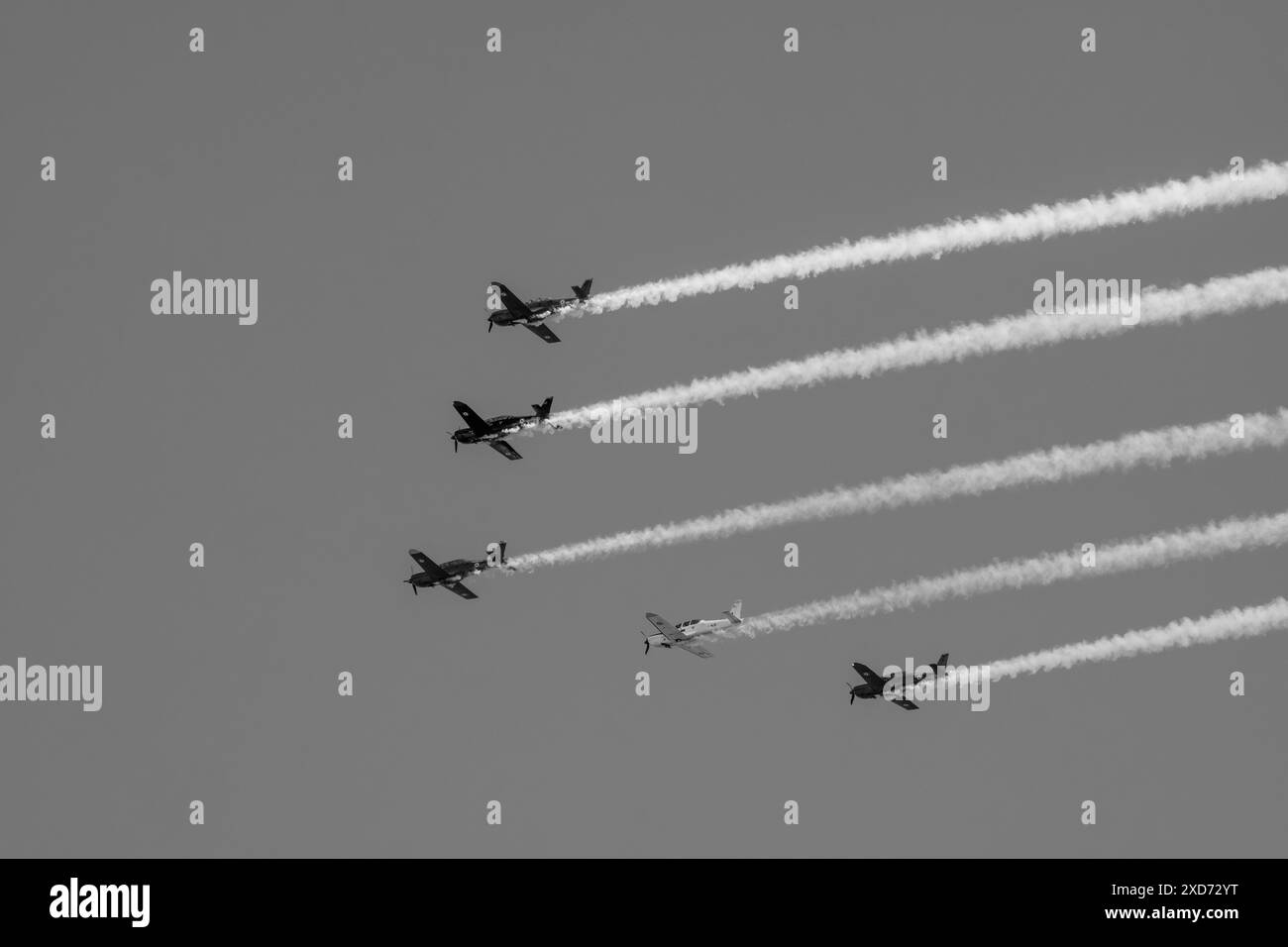 Performing Fighter Planes Flying in Formation Stock Photo - Alamy