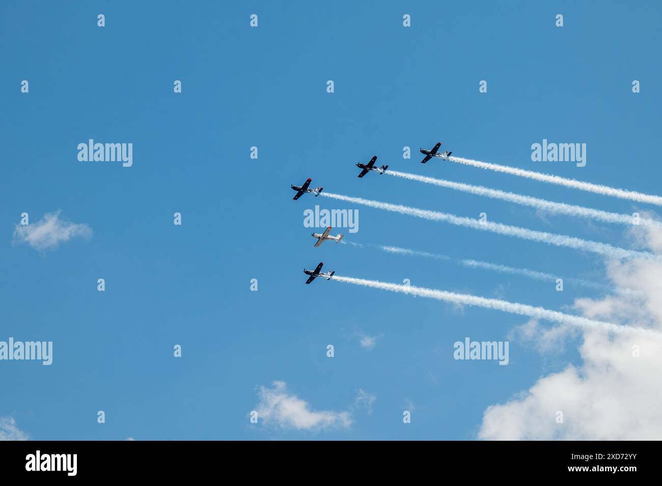 Performing Fighter Planes Flying in Formation Stock Photo - Alamy
