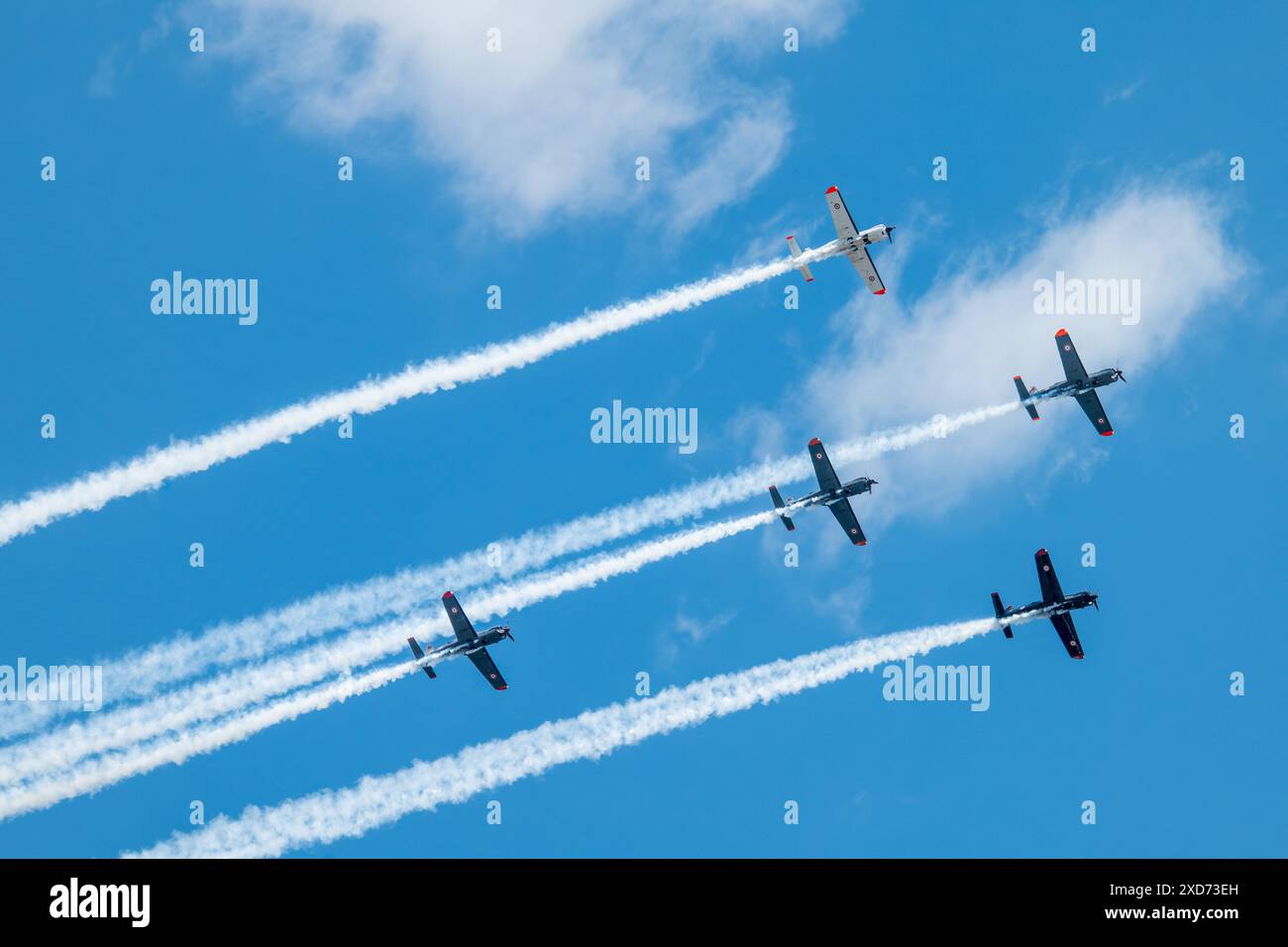 Aircrafts flying performing airshow hi-res stock photography and images ...