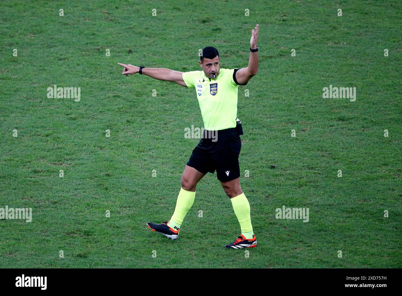 Rio de Janeiro, Brazil. 20th June, 2024. Referee FIFA, Braulio da Silva ...