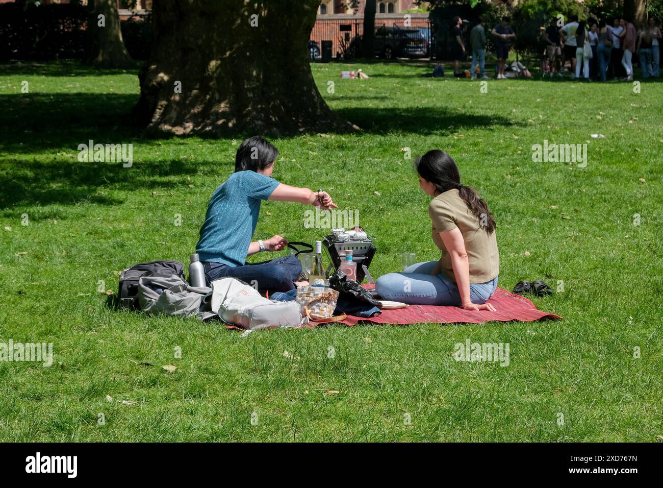 Barbecues in public spaces hi-res stock photography and images - Alamy