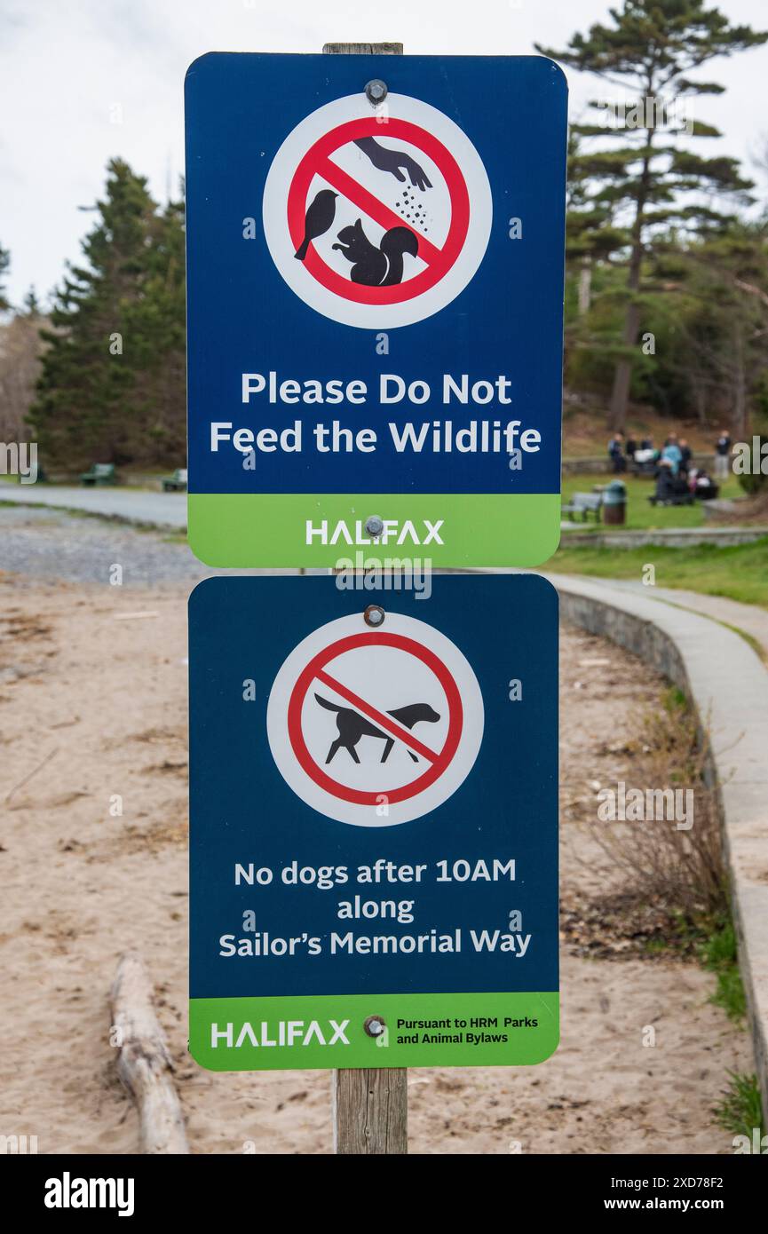Do not feed wildlife and no dogs signs at Point Pleasant Park in ...