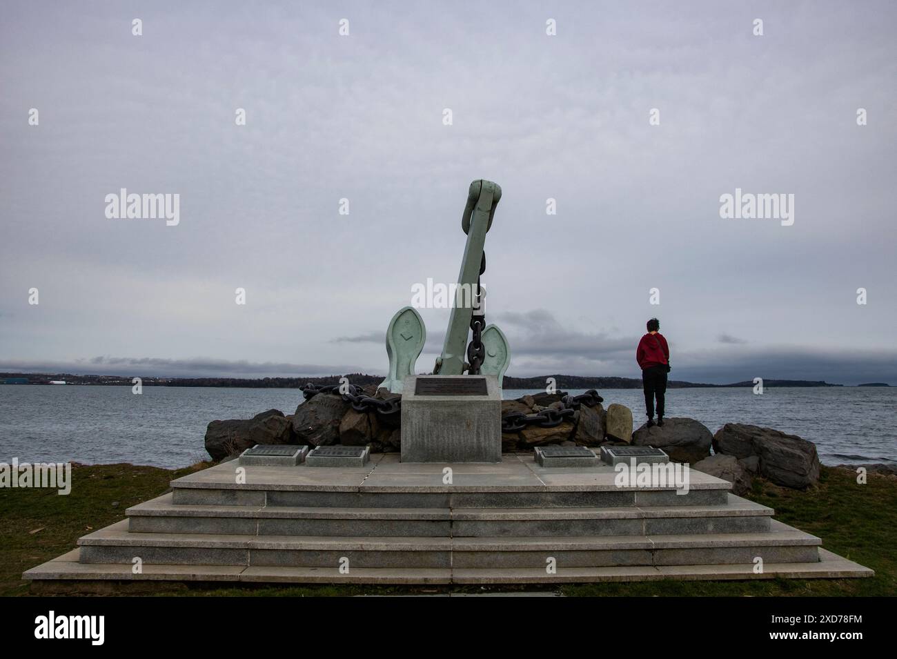 Anchor from HMCS Bonaventure displayed at Point Pleasant Park in ...