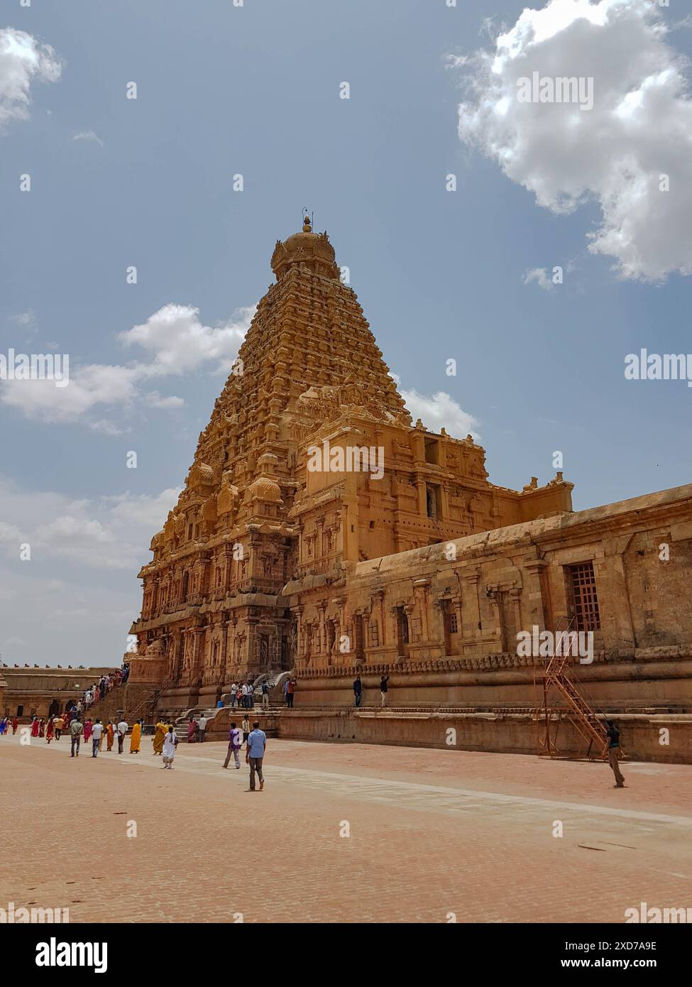 The Brihadeeswarar temple in Thanjavur, Tamilnadu, India Stock Photo ...