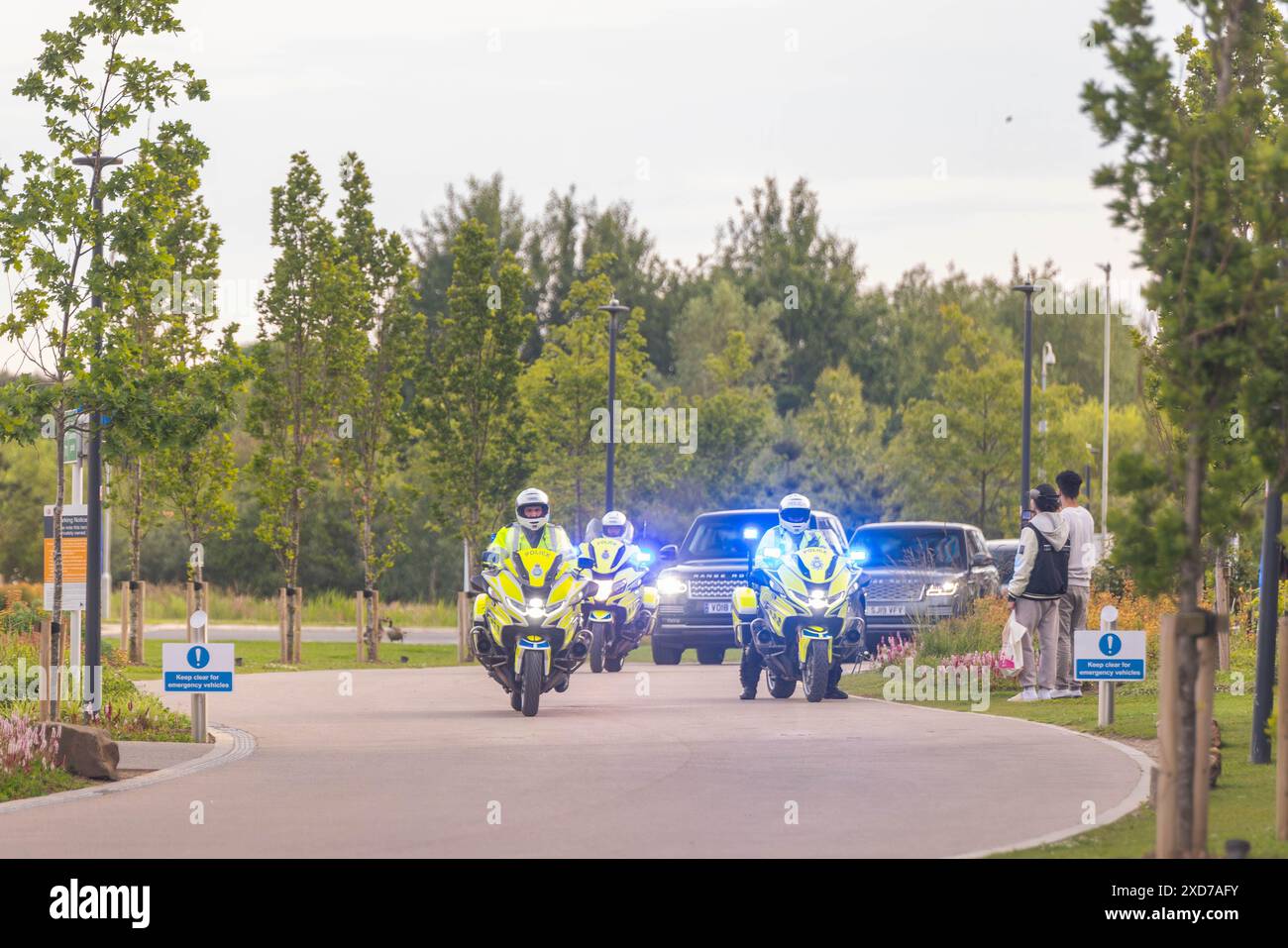 York, UK. 20 JUN, 2024. Rishi Sunak's motorcade, surrounded by members ...