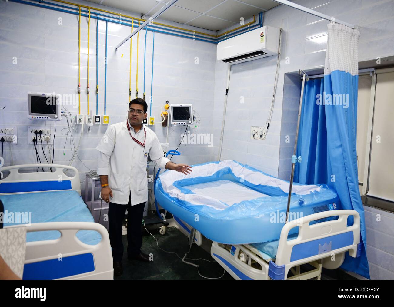 NEW DELHI, INDIA - JUNE 20: Specialized centre for "Heat Stroke ...
