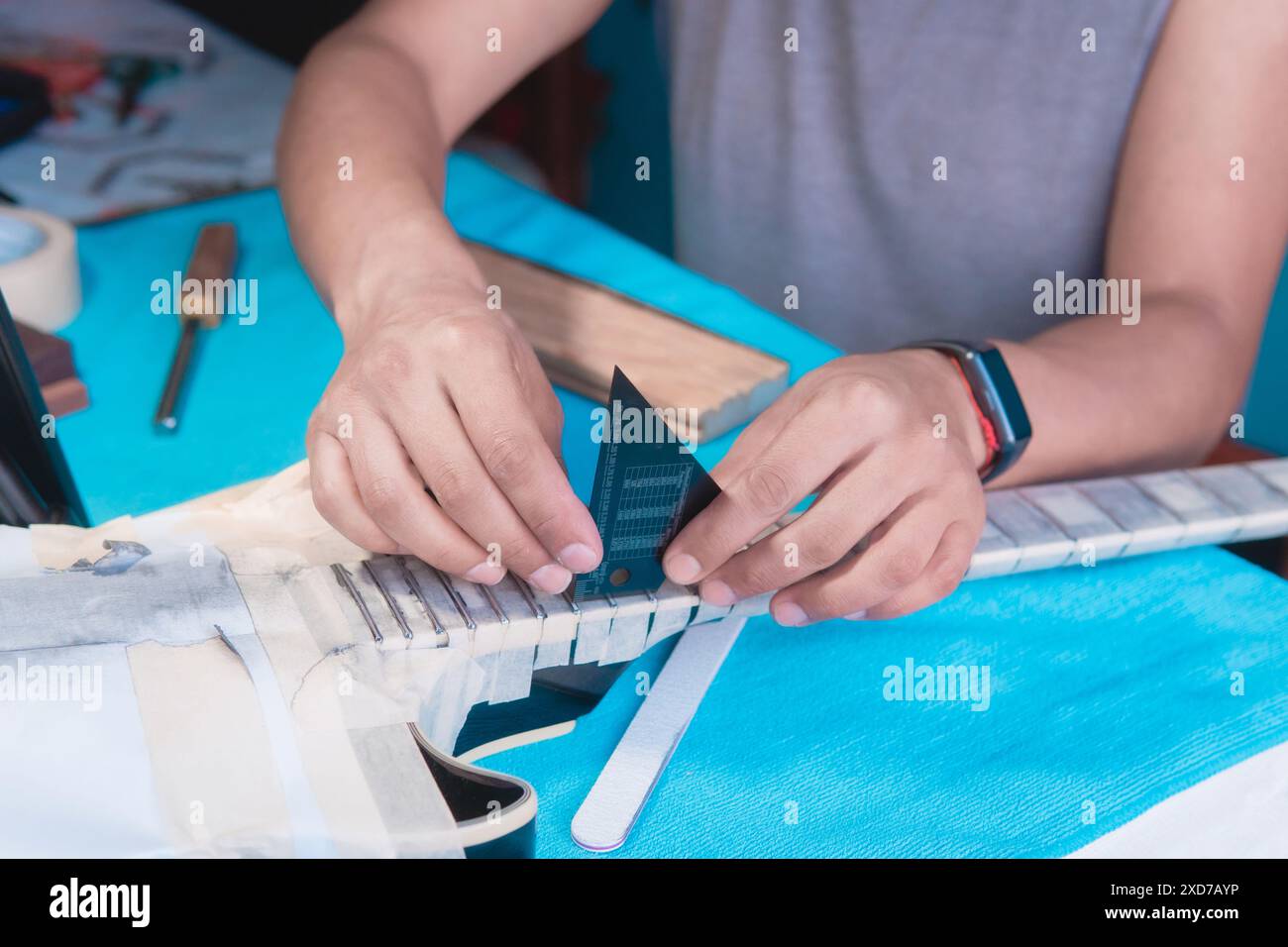 Leveling bar hi-res stock photography and images - Alamy