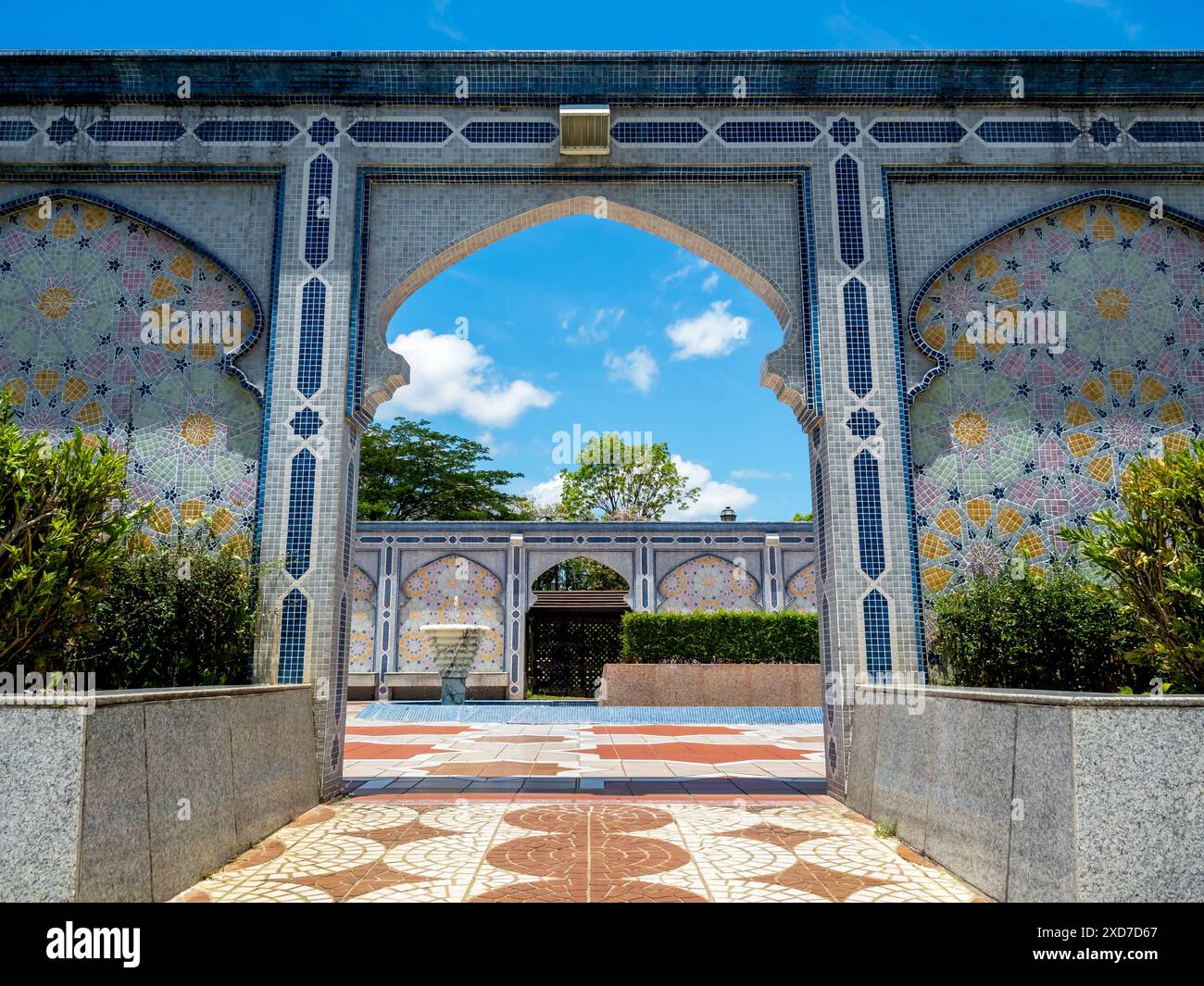 BANDAR SERI BEGAWAN, BRUNEI - APRIL 21, 2024 : Door arches and walls ...