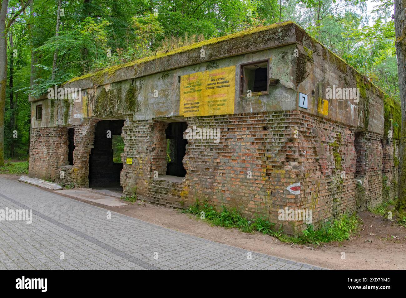 Lair poland hitler hi-res stock photography and images - Alamy