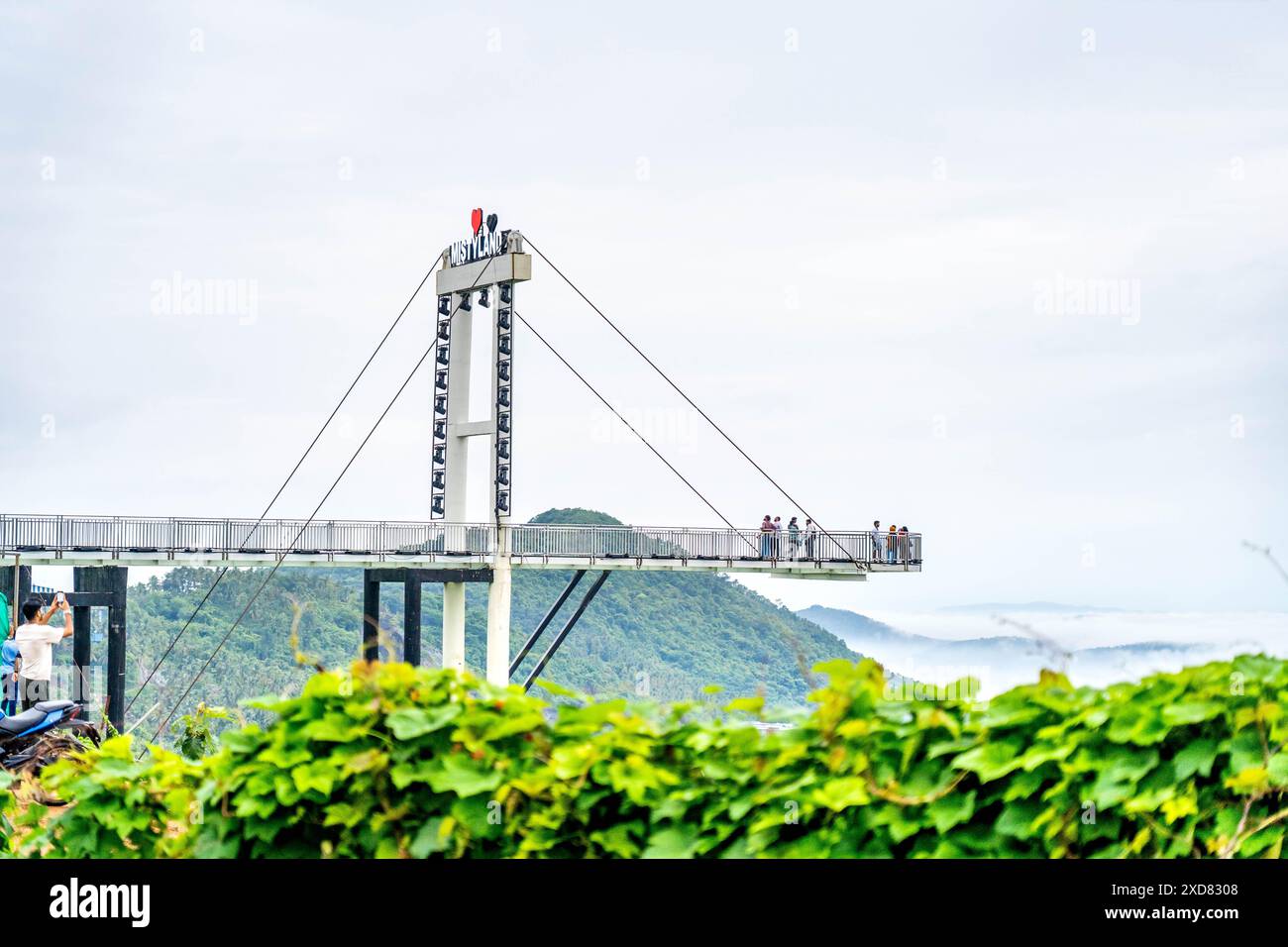 Kerala Most Biggest Beautiful glass bridge in Mini Ooty, Malappuram ...