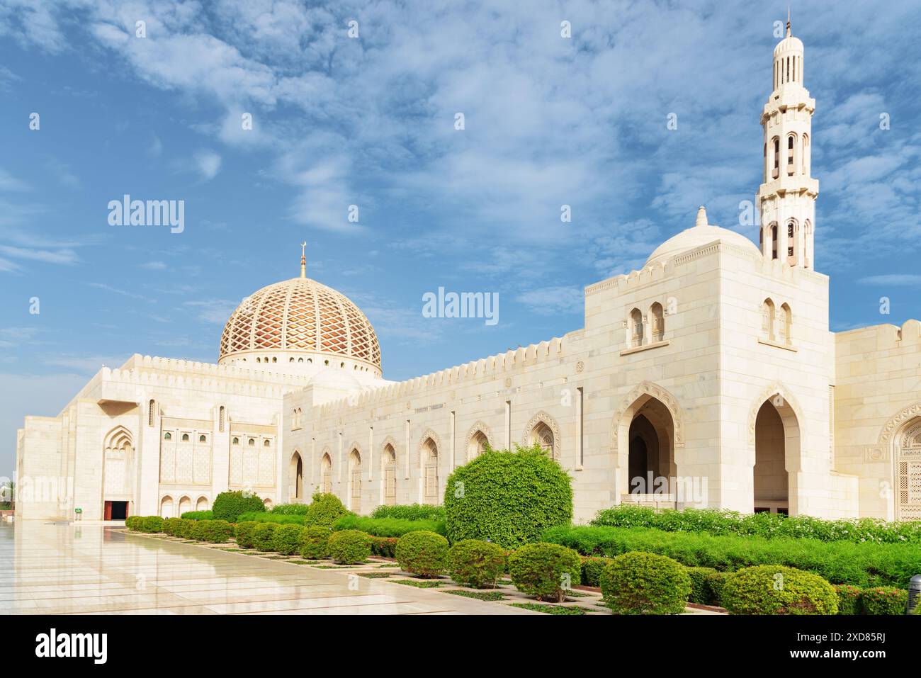 Wonderful view of the Sultan Qaboos Grand Mosque from courtyard in ...