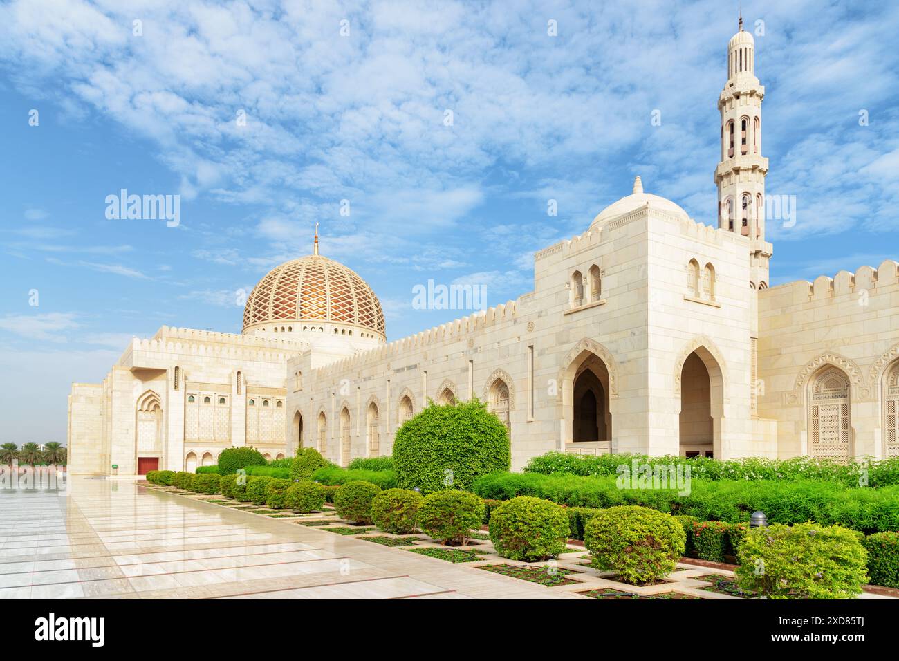 Wonderful view of the Sultan Qaboos Grand Mosque from courtyard in ...
