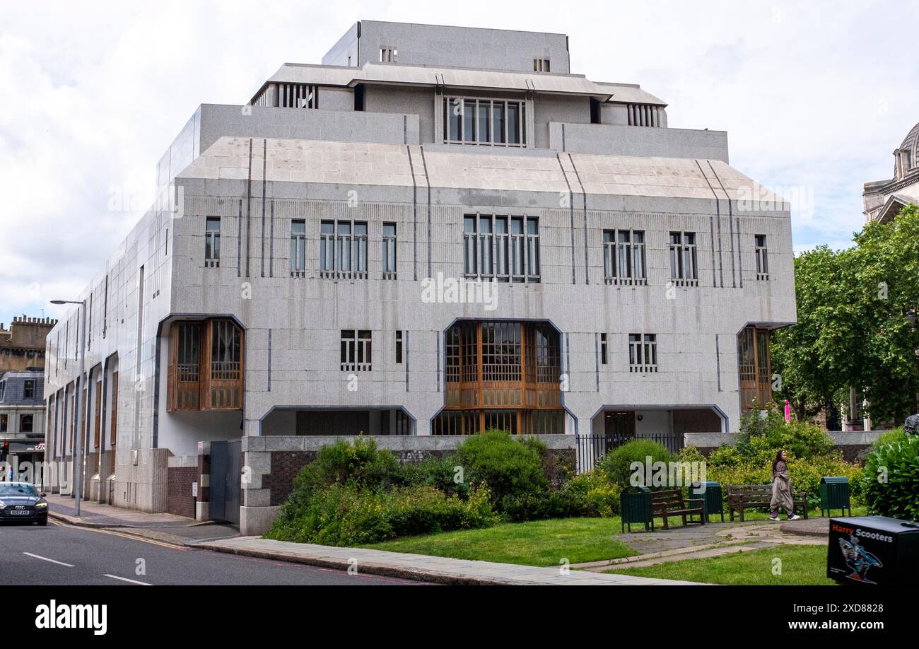 Muslim uk 1970s hi-res stock photography and images - Alamy