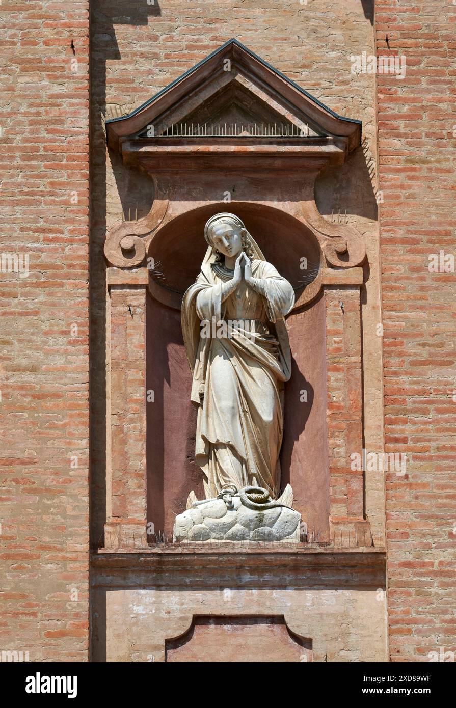 Madonna Immacolata - marmo - Antonio Ilarioni - 1858 - Novellara (Re ...