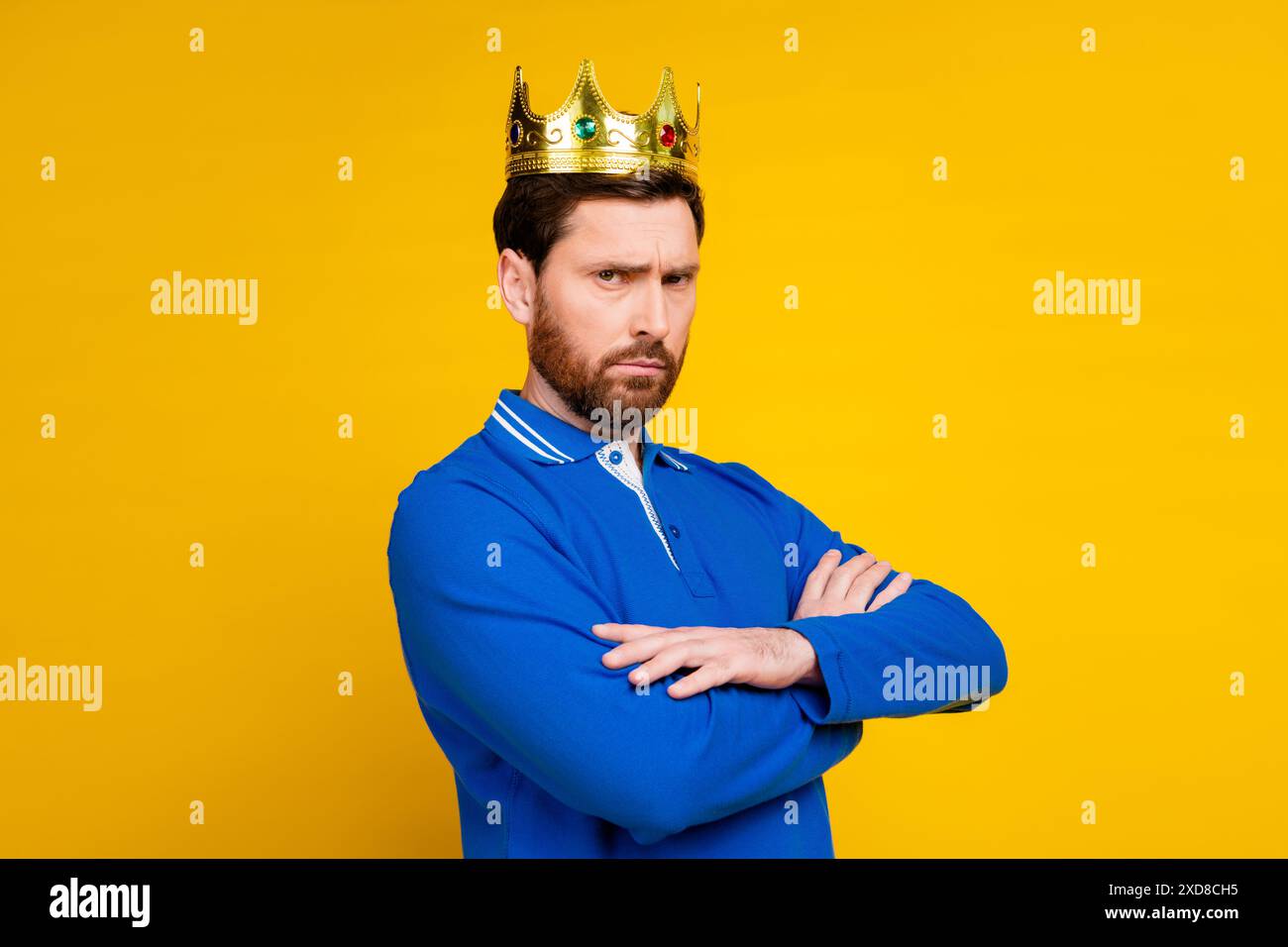 Photo portrait of handsome young guy arrogant strict king dressed ...