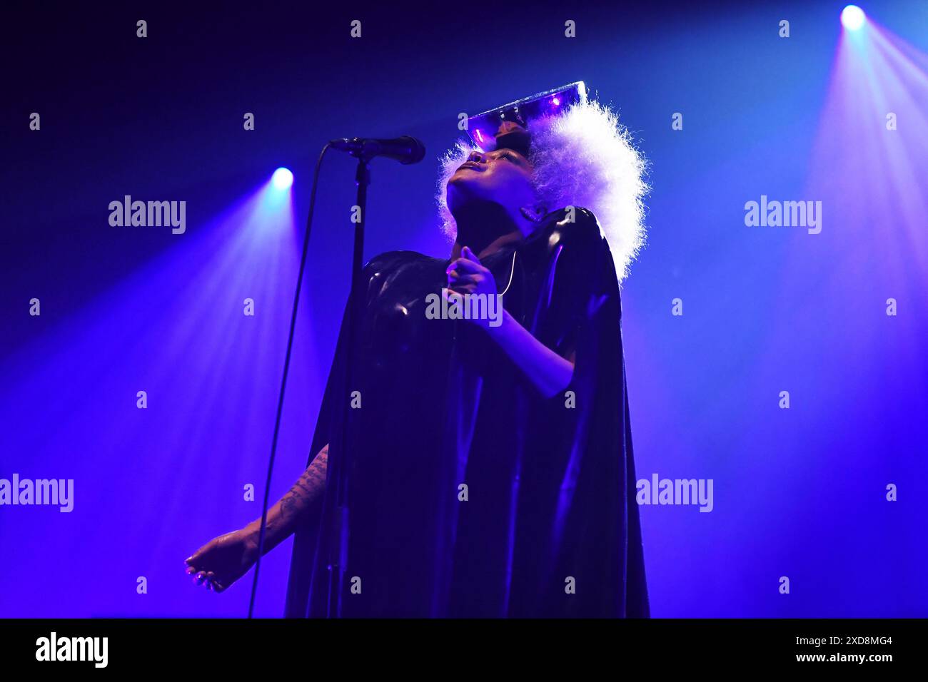 LONDON, ENGLAND - JUNE 20: Lady Blackbird (Marley Munroe) performing at ...