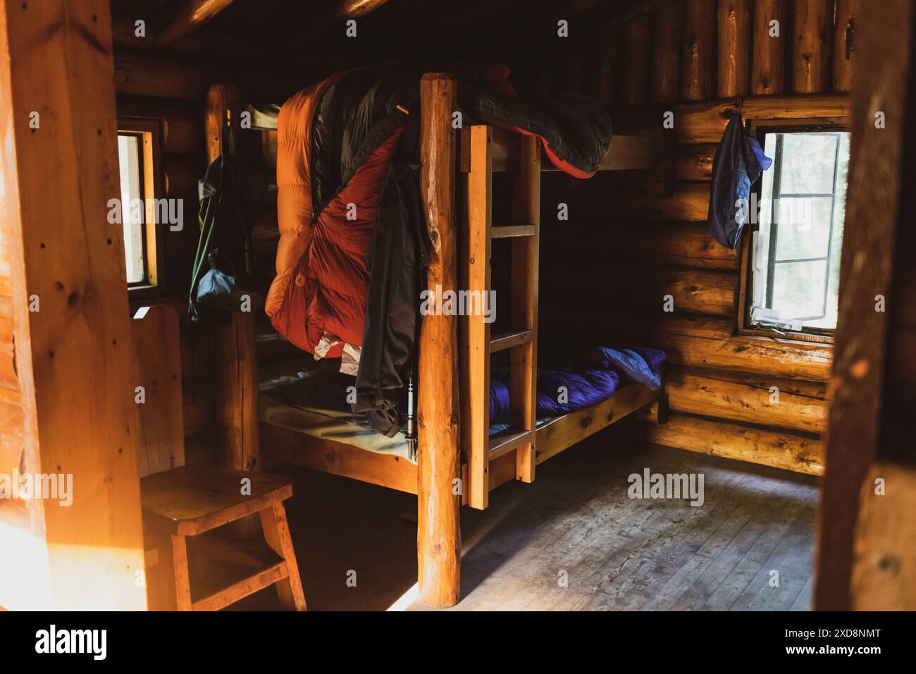 Sleeping camp cabin hi-res stock photography and images - Alamy