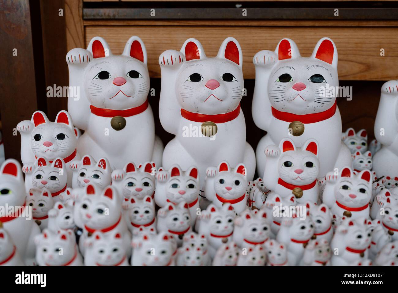 Close-Up of Maneki-Neko Figurines at Gotokuji Temple, Tokyo, Japan Stock Photo - Alamy