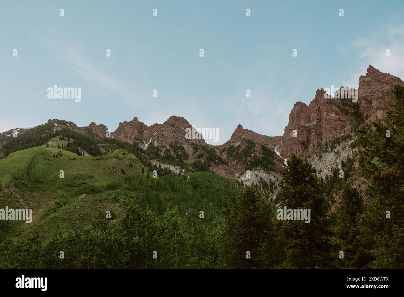 Maroon bells colorado hiking hi-res stock photography and images - Alamy