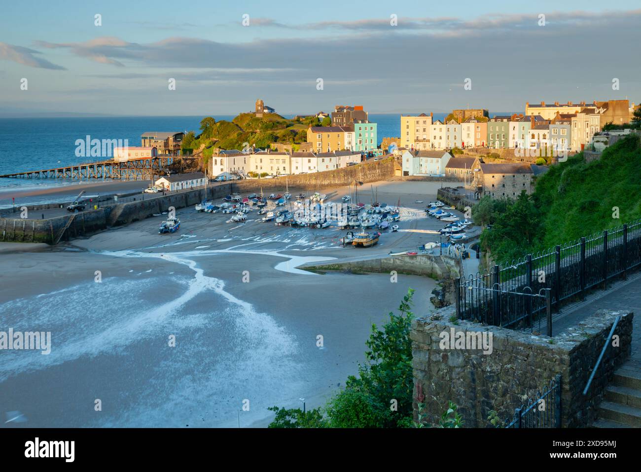 Sunset in Tenby, Pembrokeshire, Wales Stock Photo - Alamy