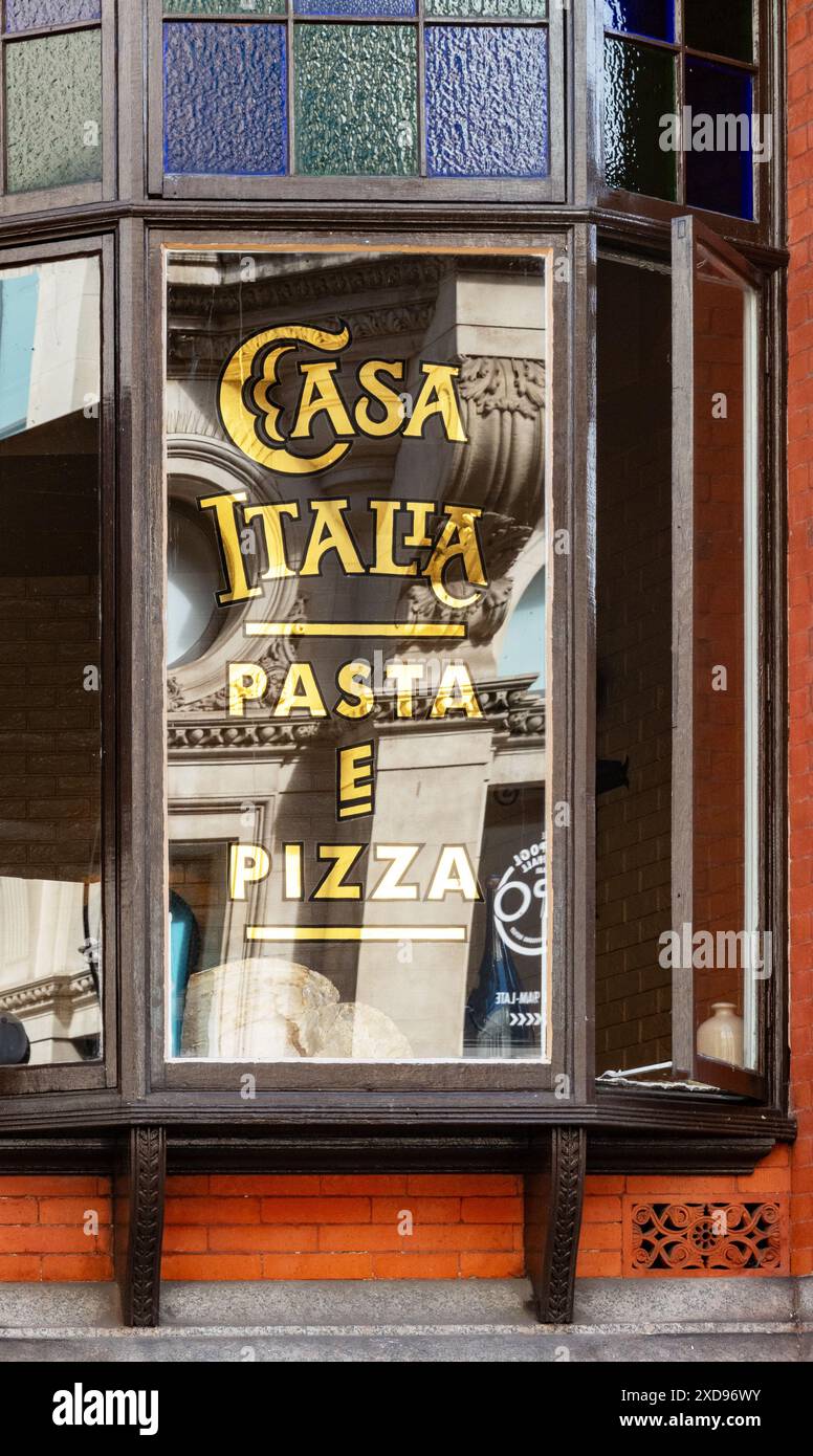 Casa Italia, a popular Italian restaurant on Stanley Street in ...