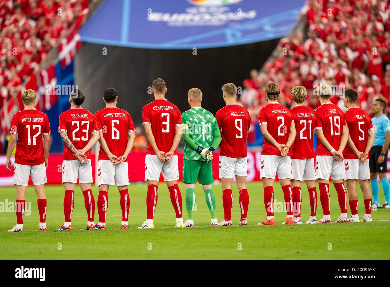 Danmark vs england hi-res stock photography and images - Alamy