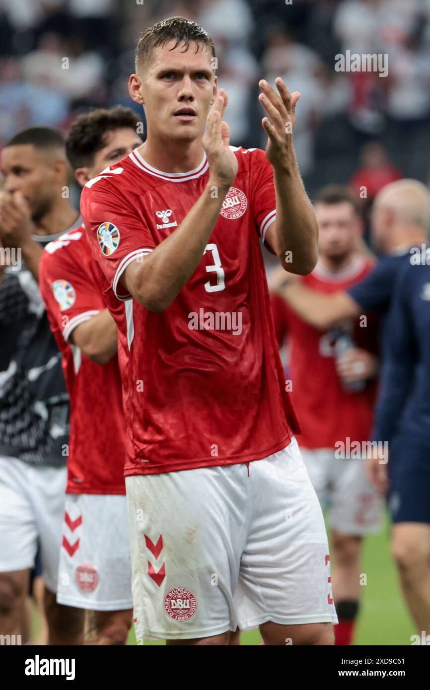 Jannik Vestergaard of Denmark salutes the supporters following the UEFA ...